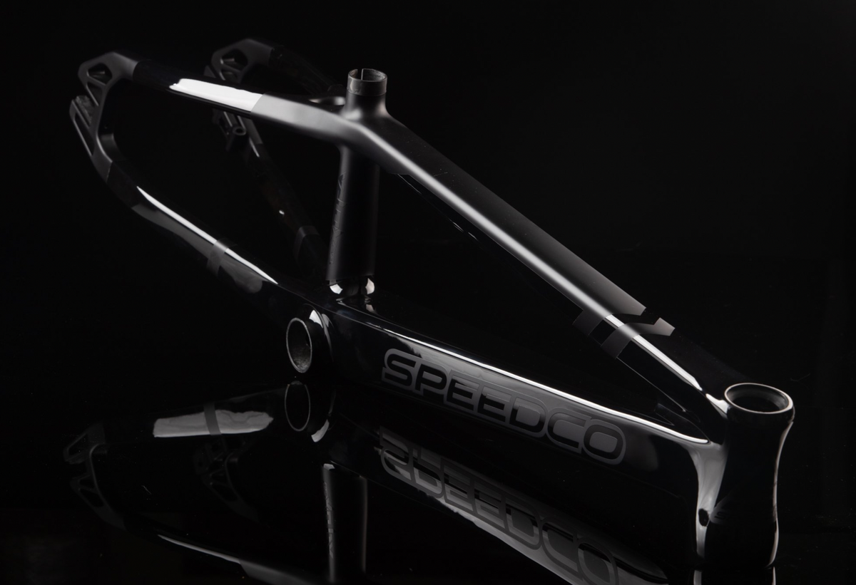 SPEEDCO VELOX EVO BLACK – Frontocean BMX Distribution